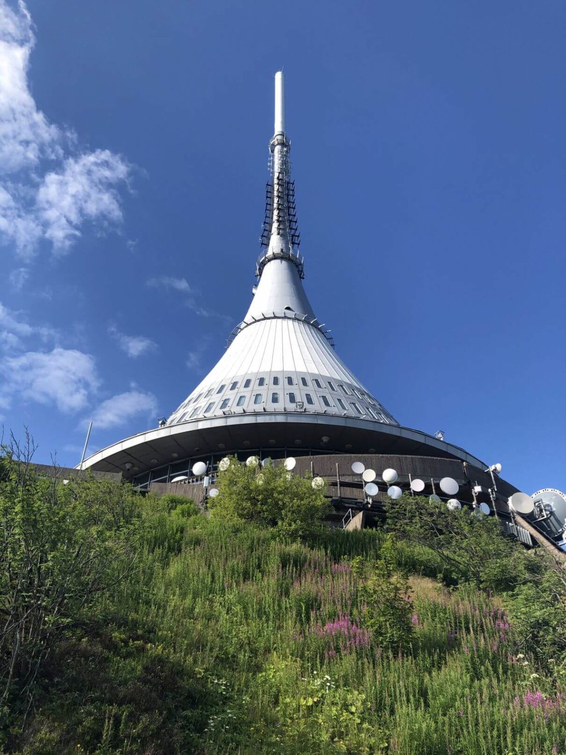 Vzhůru na Ještěd (výšlap, výhledy i turistické atrakce) | Krauzovi na ...