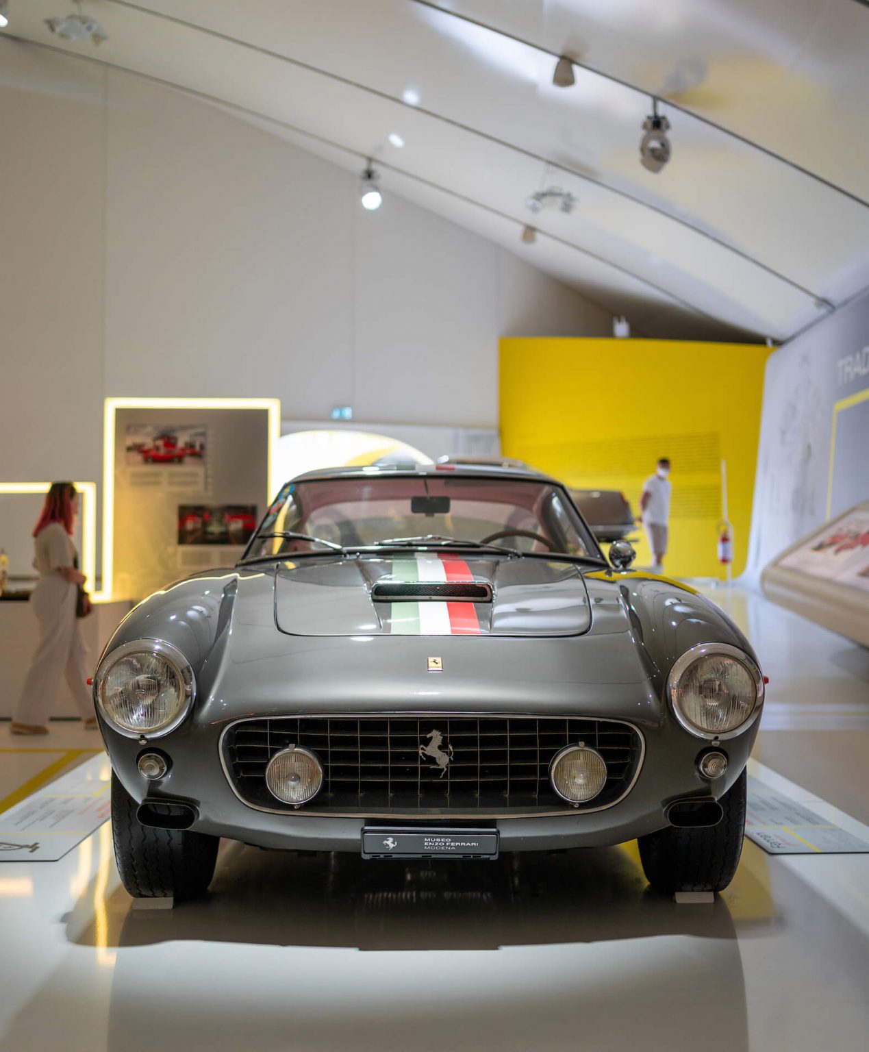 Muzeum Enzo Ferrari Modena | Krauzovi na cestách